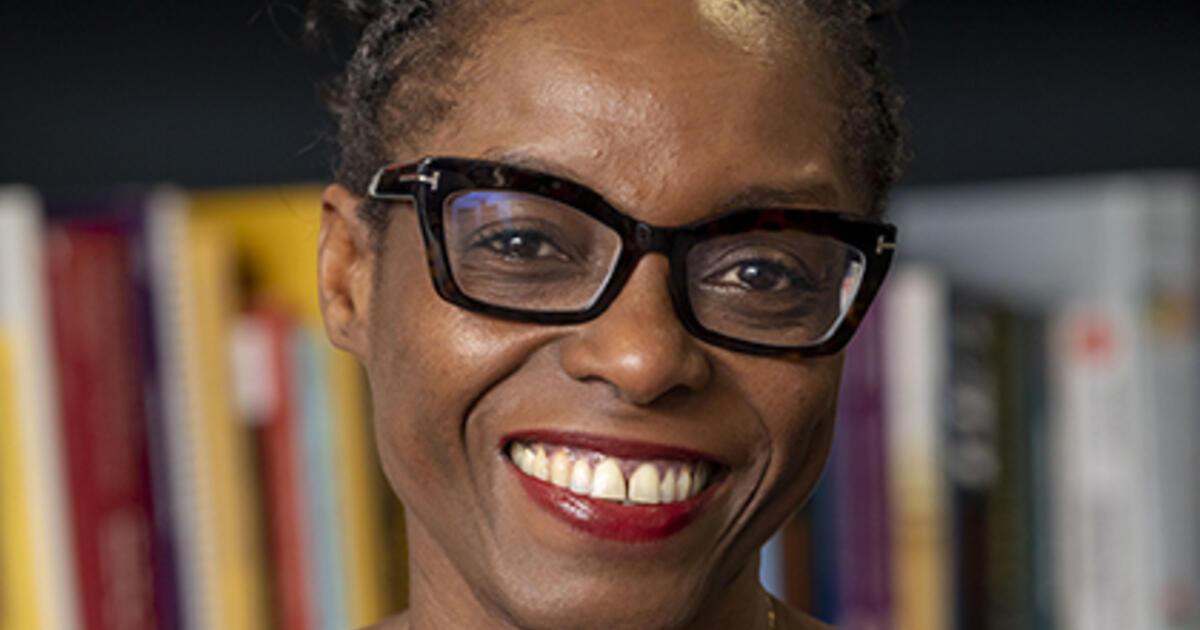 Dr Lade Smith CBE | Gresham College